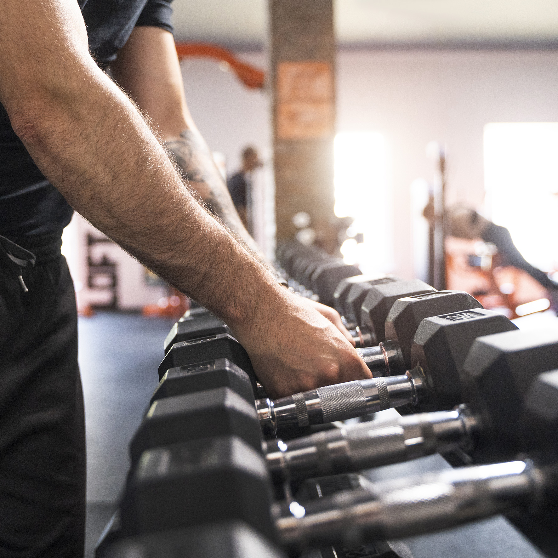 S’entraîner lourd ou léger pour prendre du muscle ?! - Magic-Form
